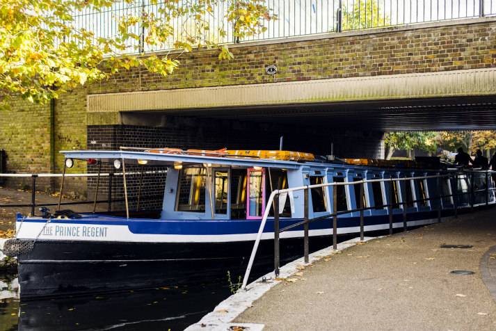 the-prince-regent-narrowboat-canal-london-shell-co-boat-exterior-2 ...